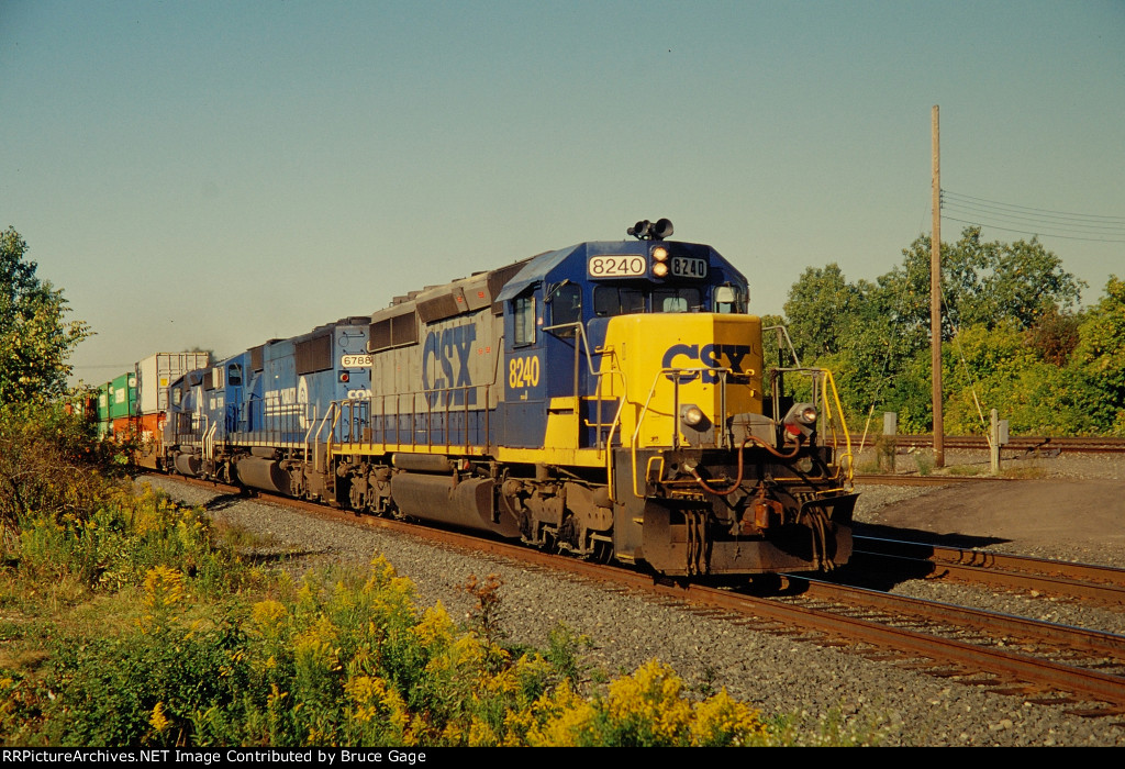 CSX 8240